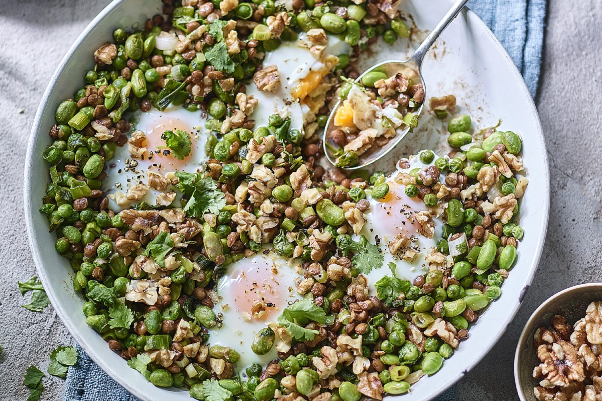 Green Shakshuka With California Walnuts California Walnuts India
